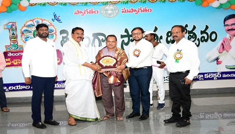 కోట్ల వెంకటేశ్వర రెడ్డి కవిత : ఊసర వెల్లుల ఆత్మ జ్ఞానం! - Kotla ...