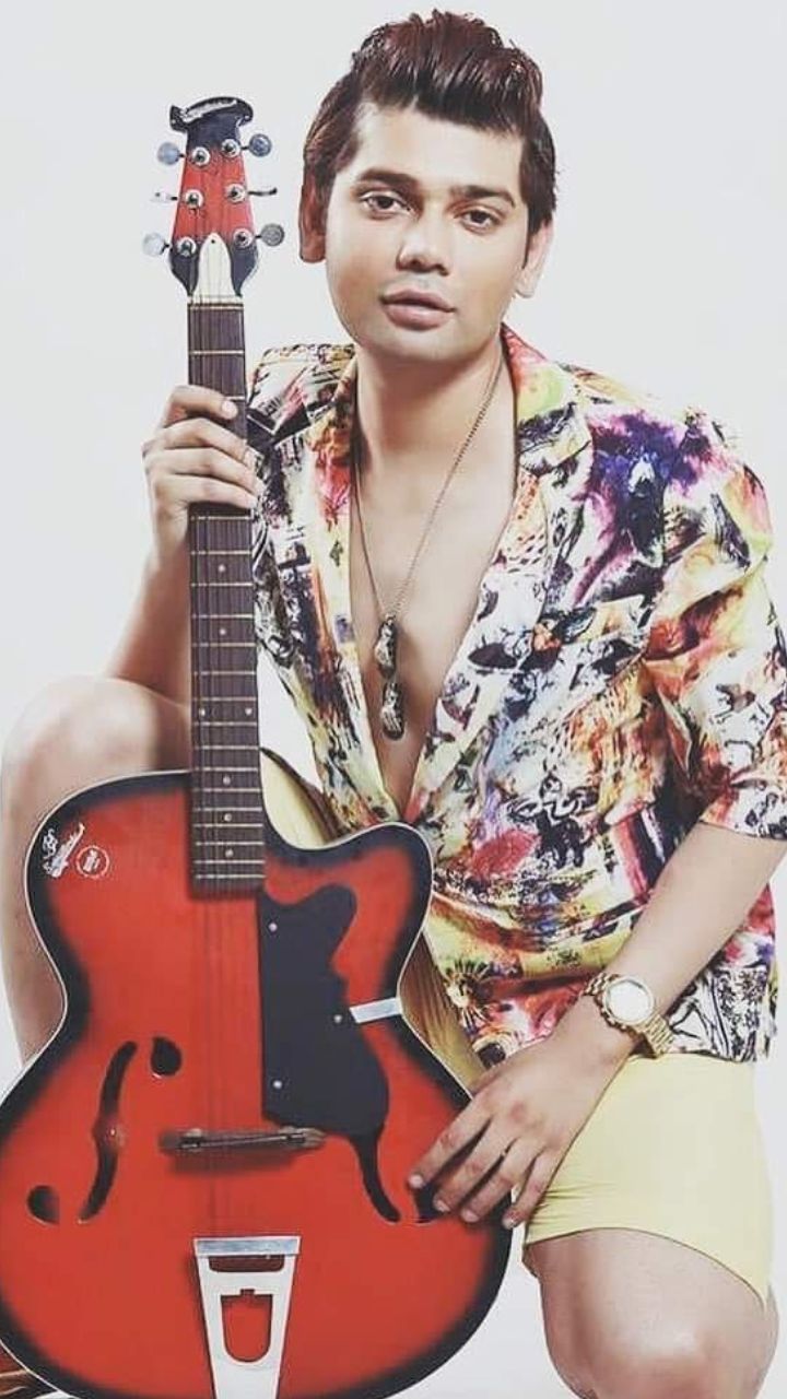 कौन है भारत का पहला न्यूड योग गुरु, विवादों से भरी है पूरी लाइफ - who ...