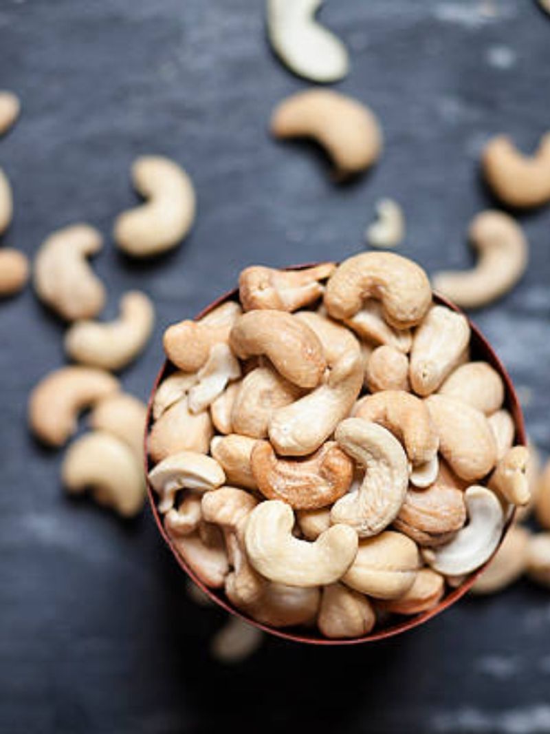 Fake Cashew Nuts Detection In Tamil : போலியான முந்திரிப் பருப்பை ...