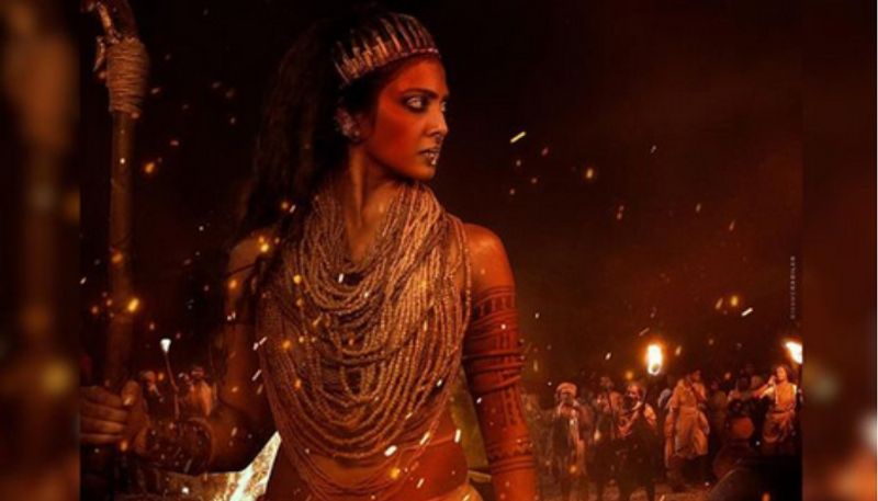 Malavika Mohanan: വിക്രം മാത്രമല്ല ഞെട്ടിക്കാൻ മാളവികയും, ആശംസകളുമായി ...