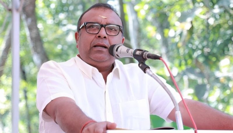 കോട്ടയത്ത് ബിഡിജെഎസ് പണമൊഴുക്കി വോട്ടുപിടിക്കുന്നു, മൈക്രോ ഫിനാൻസ് തട്ടിപ്പ് സമുദായം മറക്കില്ല ...