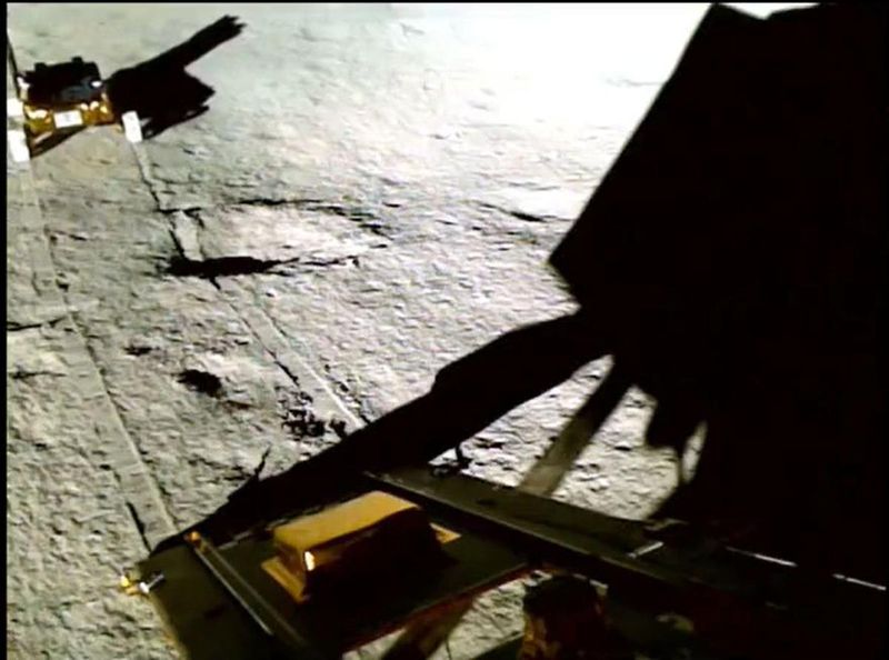 'Hello earthlings': ISRO's Pragyan rover embarks on lunar mission ...