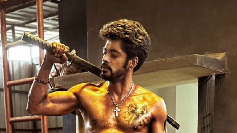 Sandy Master six pack photo : இவர் டான்ஸ் மாஸ்டரா இல்ல ஜிம் மாஸ்டரா ...