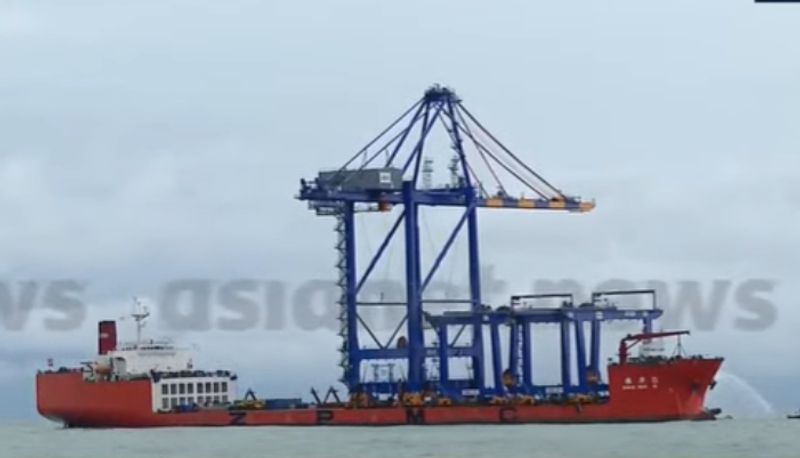 'വരുന്നത് വെറുമൊരു കപ്പല്‍ അല്ല, കേരളത്തിന്റെ സ്വപ്ന സാക്ഷാത്കാരം ...