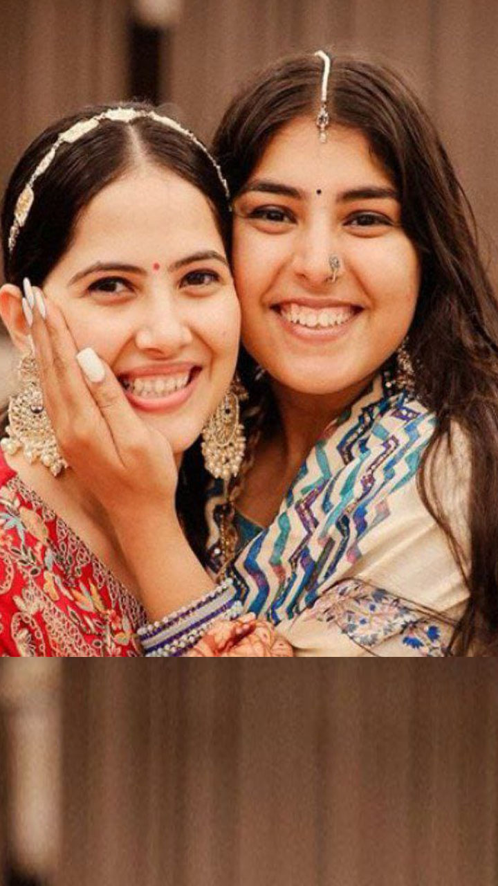 जया किशोरी ने बहन के साथ शेयर की फोटो, लिख दी ऐसी बात कि लोग शॉक्ड ...