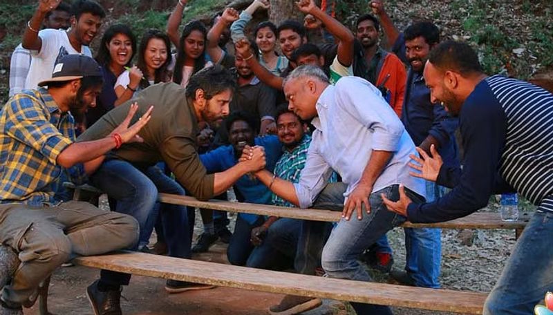 லோகேஷ் பாணியில் யூனிவெர்ஸ் உருவாக்க ஆசை?.. ஆனா.. ட்விஸ்ட் வைத்து பேசிய ...