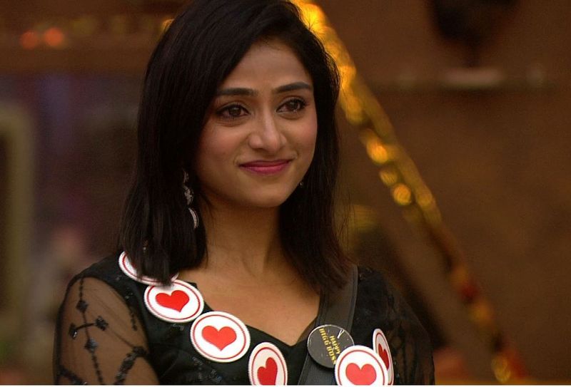 BBK10 ಸೂಪರ್ ಸಂಡೇ: ದೊಡ್ಮನೆ ಸದಸ್ಯರ ಮನ ಗೆದ್ದ ಸಂಗೀತಾಗೆ ಮೆಚ್ಚುಗೆಯ ಸುರಿಮಳೆ..! - Sangeetha Srungeri ...