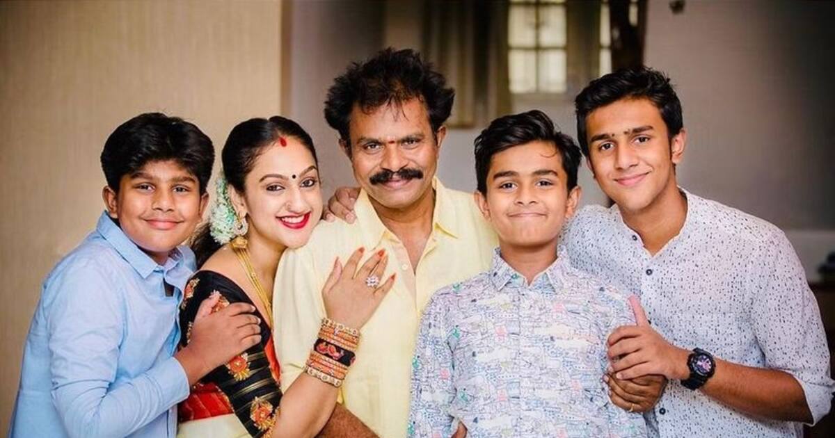 Director Hari son Debut Movie HUM : டைரக்டர் மட்டுமில்ல ஆக்டர் ஆகவும் ... Director Hari son Debut Movie HUM : டைரக்டர் மட்டுமில்ல ஆக்டர் ஆகவும் ...