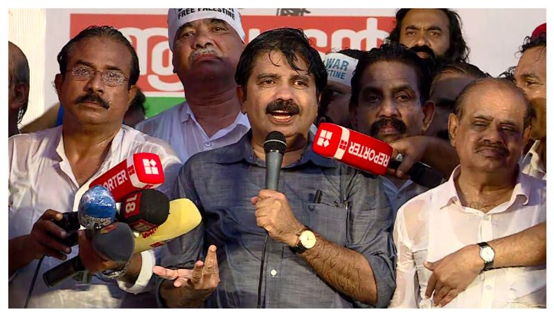 'ഷൗക്കത്തിന്റേത് അച്ചടക്കലംഘനം തന്നെ'; കെപിസിസി കടുപ്പിക്കുന്നു ...