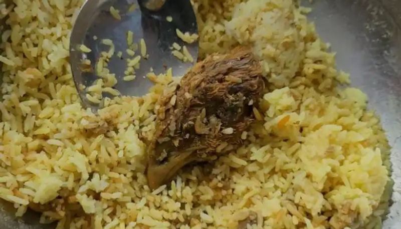 Kerala: Malappuram hotel shut down after chicken head found in biryani ...