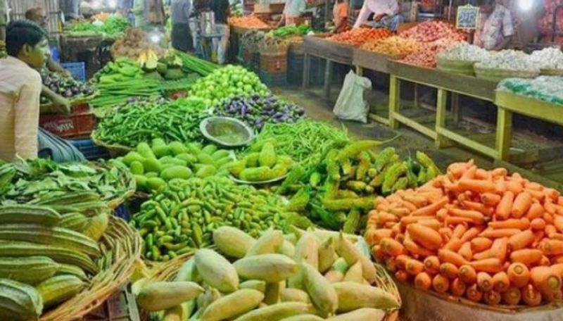 Vegetables Price List : வெங்காயம் நிலவரம் என்ன? இன்று காய்கறிகளின் விலை ...