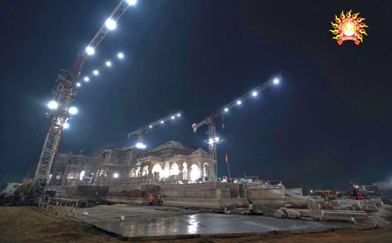 Spectacular night view of the Ram Mandir in Ayodhya (WATCH) - Asianet ...