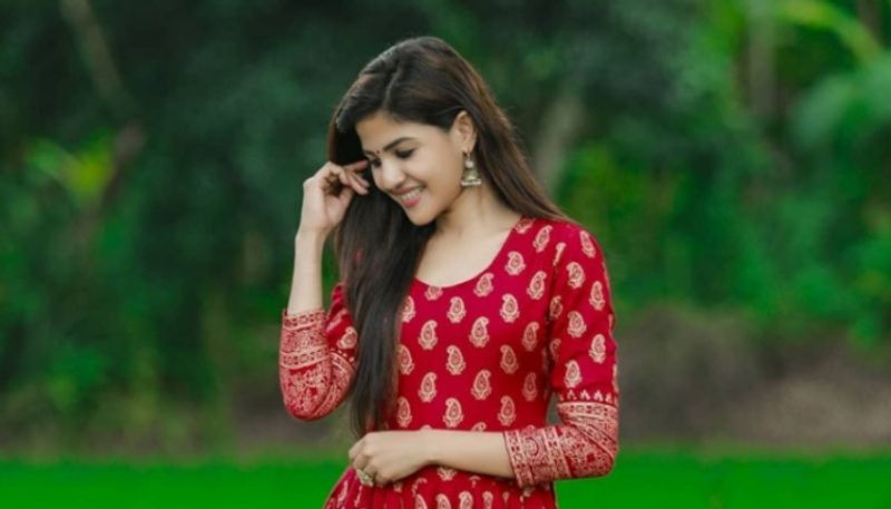 Kathodu Kathoram: കാതോട് കാതോരത്തിലെ മീനുവാരാണ്? അറിയേണ്ടതെല്ലാം - Who ...