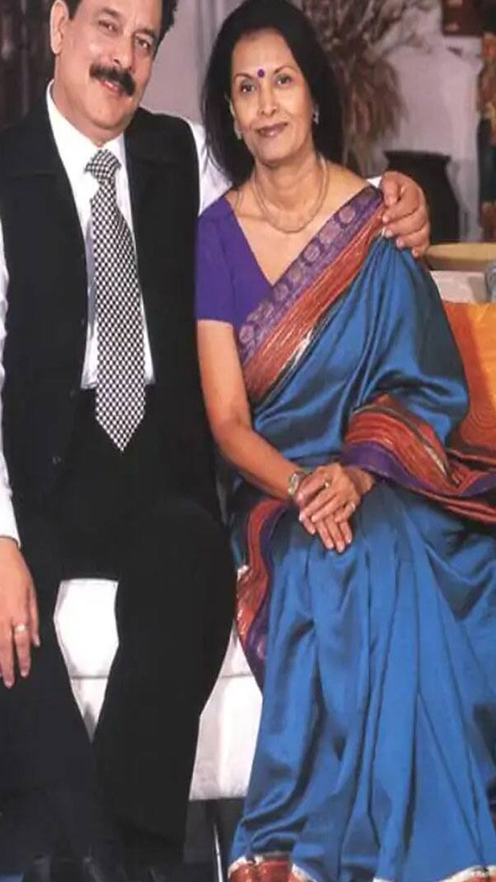 सुब्रत रॉय-स्वप्ना यांच्या प्रेमकहाणीसमोर फिल्मी प्रेमकथाही ठरेल फेल ...