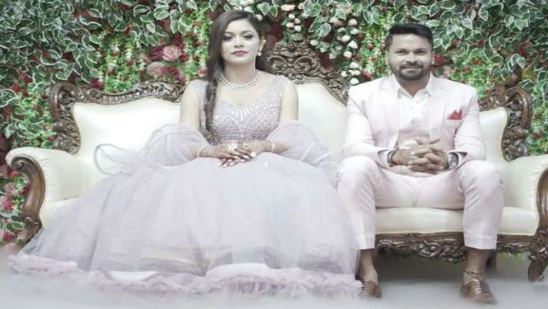 Mukesh Kumar Wedding: காதலியை கரம் பிடிக்க லீவ் போட்ட முகேஷ் குமார் – திருமண வாழ்த்து சொன்ன ...