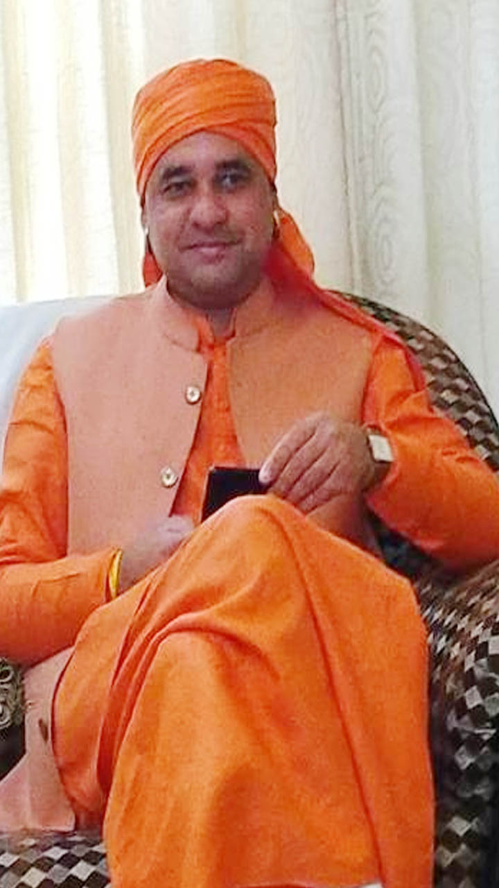 बालकनाथ ने क्यों नहीं की शादी, कैसे बन गए बाबा...जानिए पूरी कहानी ...