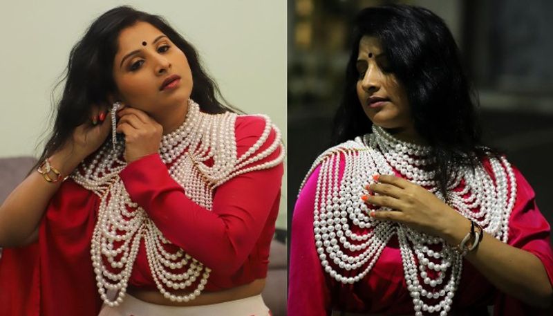 Singer Mangli Attracts with her Stunning Stills in Pink Dress - Singer ...