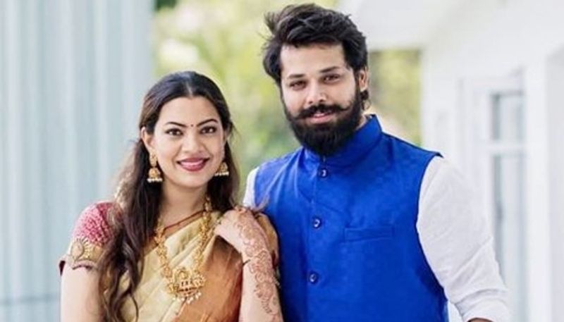 Nandu Says Geetha Maduri Loss Money in Casino Game - Vadhuvu Series ...