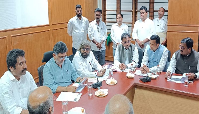 ಬೀದರ್: ಕಾರಂಜಾ ಸಂತ್ರಸ್ತರಿಗೆ ವಿಶೇಷ ಪ್ಯಾಕೇಜ್ ಘೋಷಿಸಿ, ಶಾಸಕ ಶೈಲೇಂದ್ರ ...