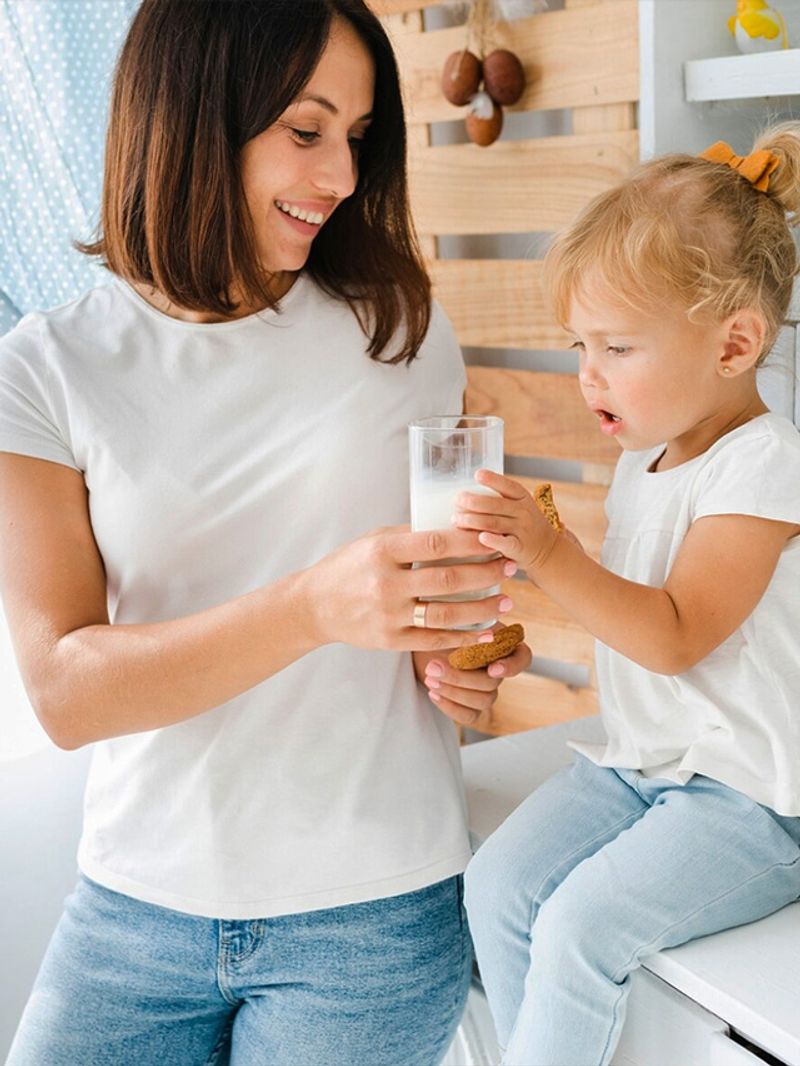 Milk and Height ಮಕ್ಕಳ ಎತ್ತರ ಹೆಚ್ಚಿಸಲು ಹಾಲು ಸಹಕಾರಿಯೇ, ಹೇಗೆ? | Can ...