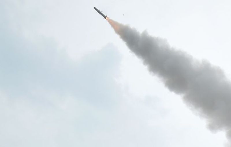HISTORIC: Akash weapon system successfully hits 4 unmanned aerial ...