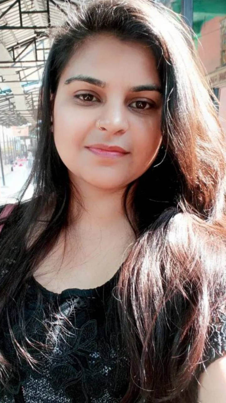 कौन है MPPSC में टॉप करने वाली प्रिया पाठक, जो अब बनेगी डिप्टी कलेक्टर ...