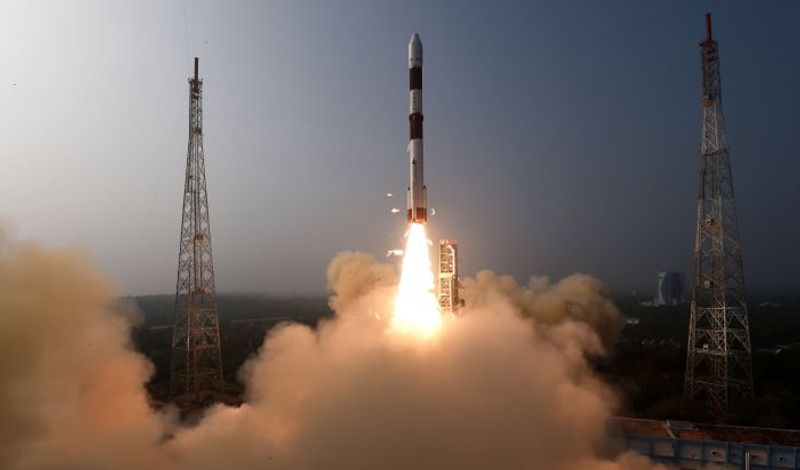 ISRO starts the new year with successful XPoSat launch (WATCH) - Asianet Newsable
