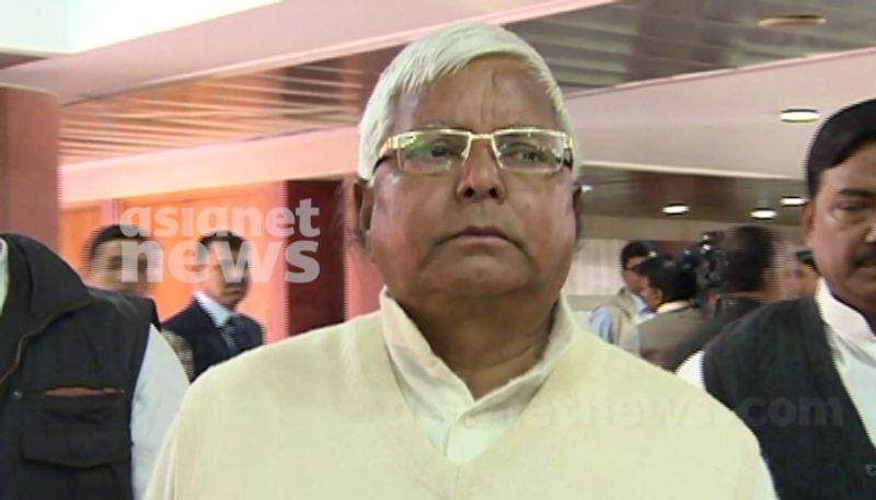 Patna police files FIR against Lalu Prasad Yadav for controversial ...
