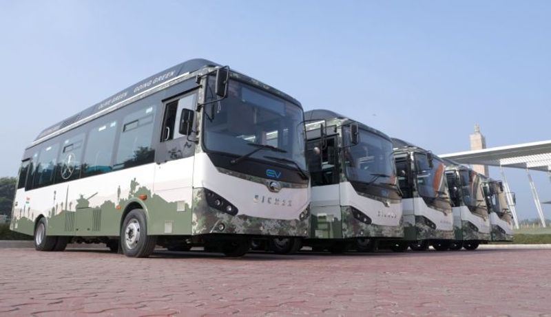 Indian Army inducts electric buses for troop movement (WATCH) | Asianet ...