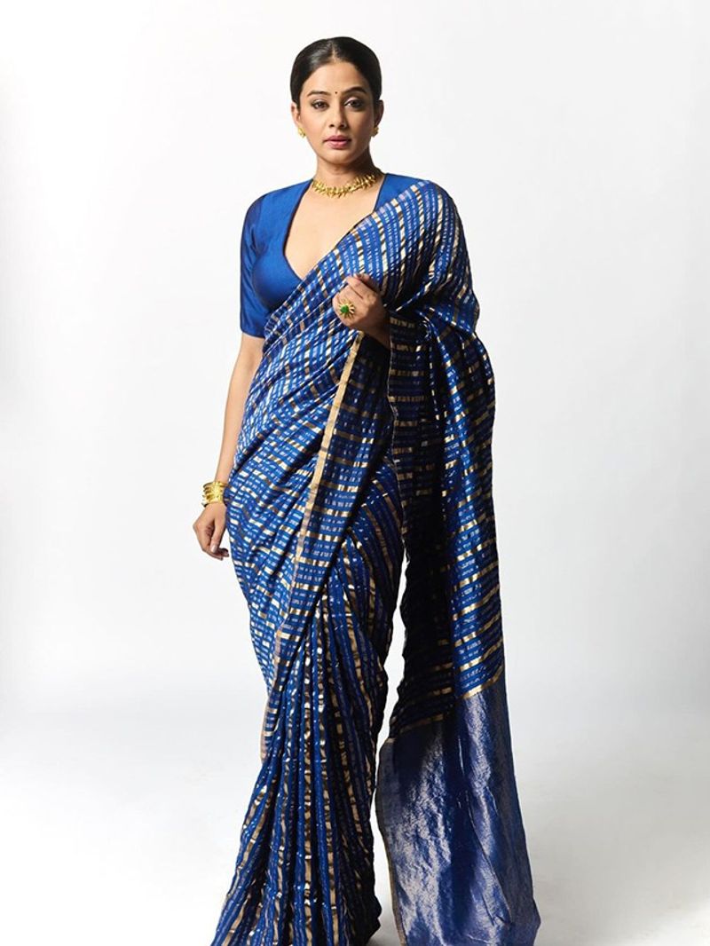 STUNNING photos: Priyamani Raj displays elegance as she drapes herself ...