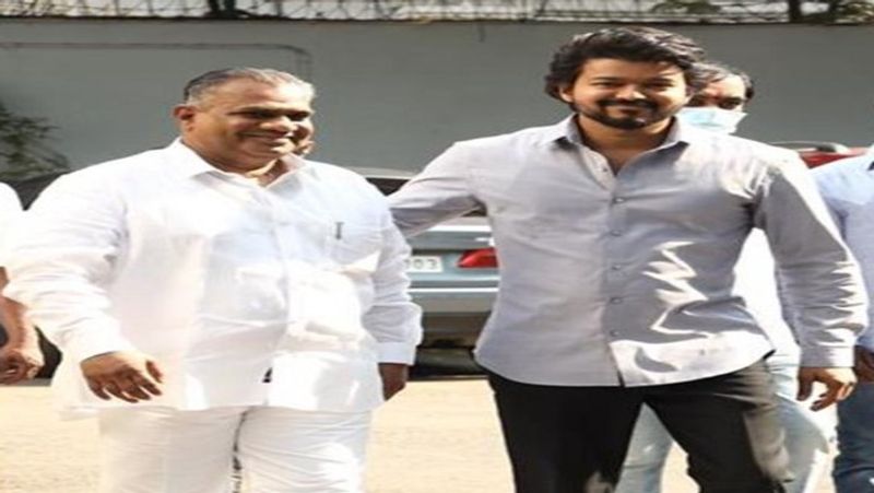 bussy anand விஜய்யை கண் அசைவில் வைத்திருப்பவர்: யார் இந்த புஸ்ஸி ஆனந்த் ...