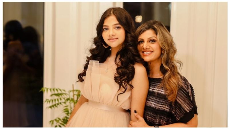 Rambha Daughter: 13 வயசு தான்! அழகில் அம்மா ரம்பாவையே மிஞ்சிய மகள் ...