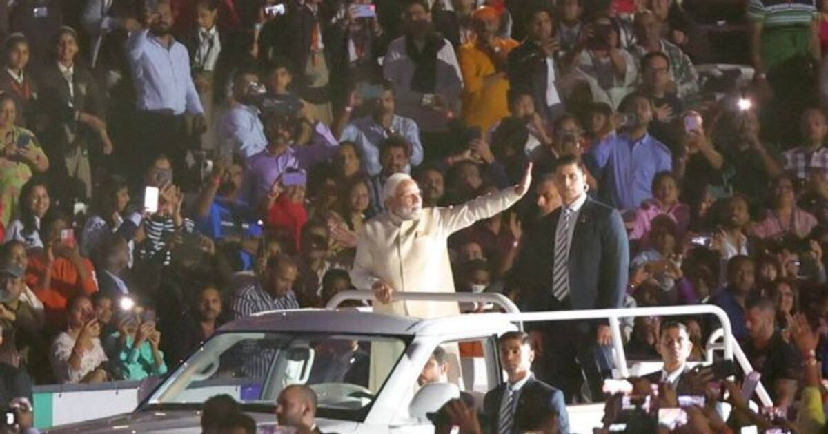 Ahlan Modi In Uae Pm Delivers Third Term Pitch To Expats Watch