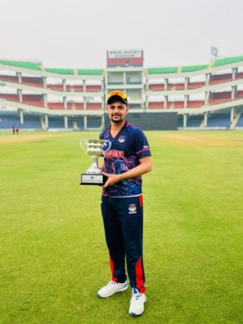 MS Dhoni's advice propels Sameer Rizvi's explosive IPL debut: Hits ...