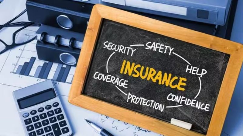 സറണ്ടർ ചാർജിന്റെ പേരിൽ പിഴിയാൻ പറ്റില്ല; ഇൻഷുറൻസിലെ പുതിയ നിരക്കുക ...