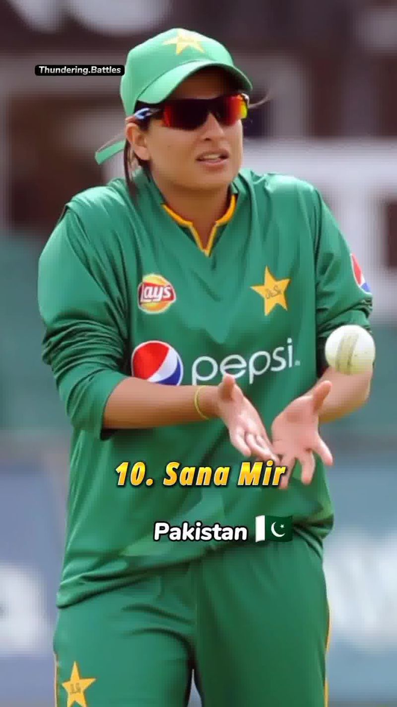 world top 10 most beautiful women cricketers ಯಾರು? ಎಲಿಸಾ ಪೆರ್ರಿ, ಸ್ಮೃತಿ ...