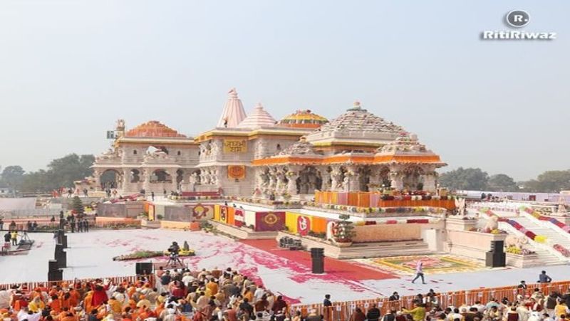 Holi 2024: Ram mandir in Ayodhya witnesses grand celebrations; See pics ...