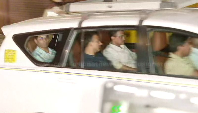 No midnight hearing in Supreme Court for Arvind Kejriwal; SC to hear case on Friday | Asianet ...