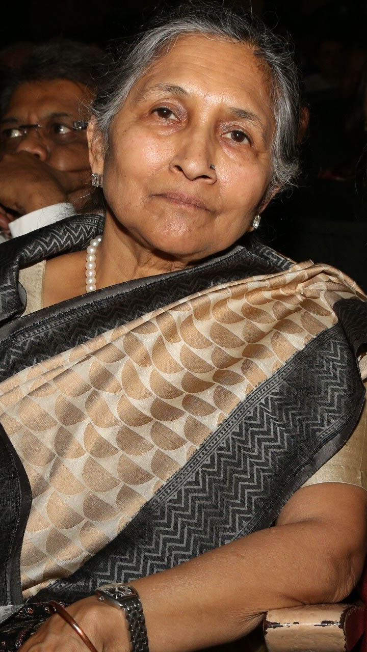 सावित्री जिंदल के 9 बच्चे, 2 के पास विदेश की डिग्री- कहां से पढ़े बाकी ...