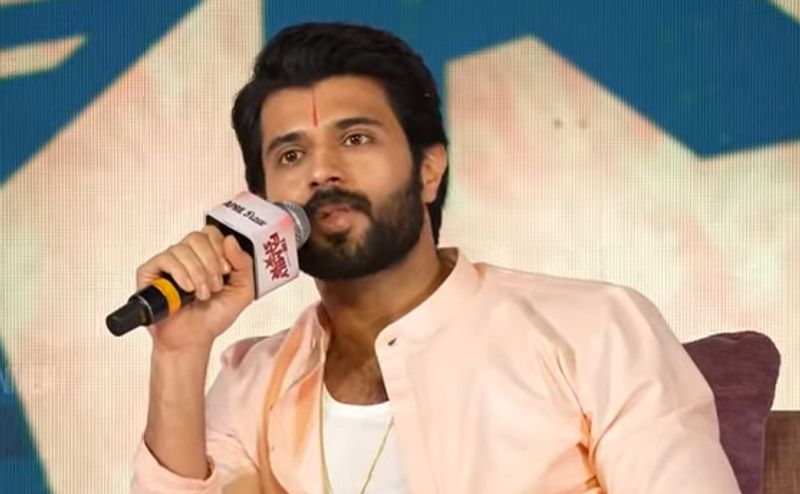 Vijay Deverakonda gets angry as media questions him about pay disparity ...
