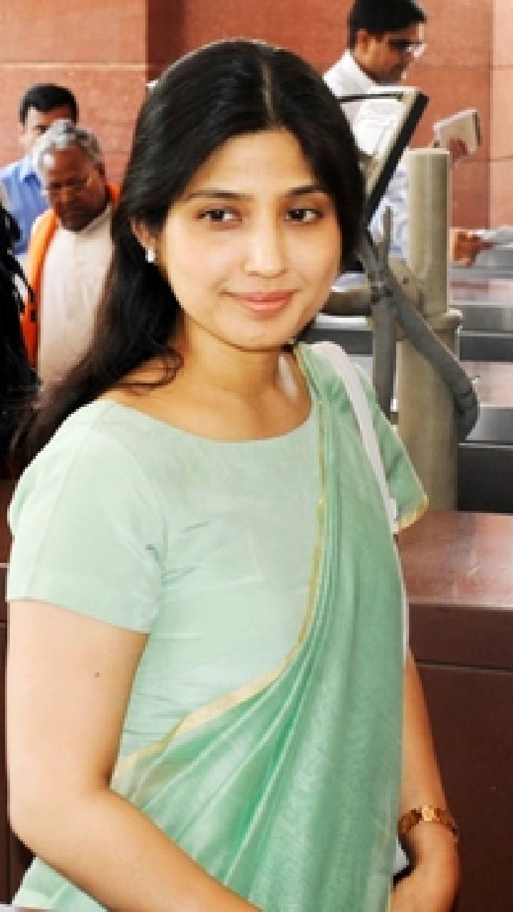 डिंपल यादव सिंपल साड़ी में लगती हैं प्यारी,10 कॉटन Saree ने मारी बाजी ...