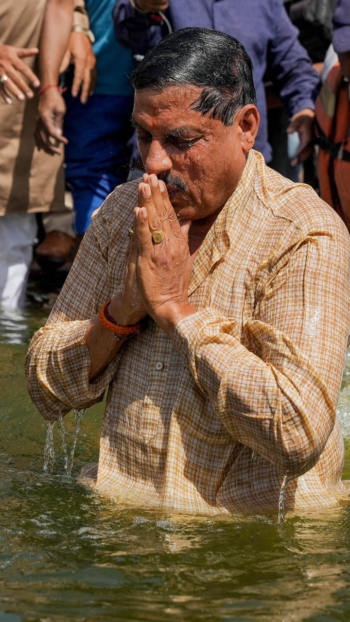 इस बात पर बेहद दुखी हुए CM मोहन यादव, शिप्रा में नहाकर बयां किया दर्द ...