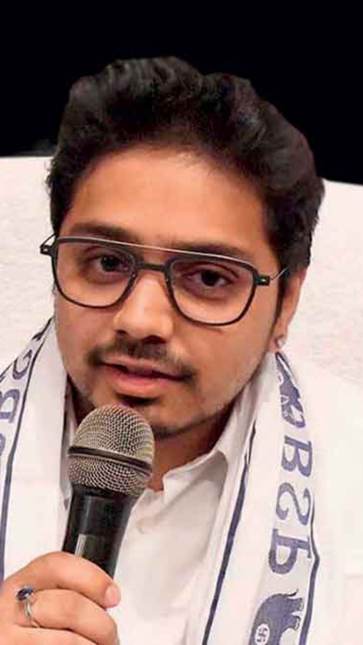 कौन है आकाश आनंद? जिसे मायावती ने BSP नेशनल कार्डिनेटर पोस्ट से हटाया ...