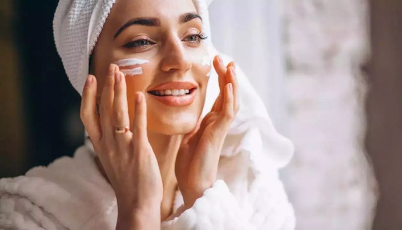 Tips to get baby soft skin | வயசானாலும் குழந்தை போன்ற மென்மையான சருமம் ...