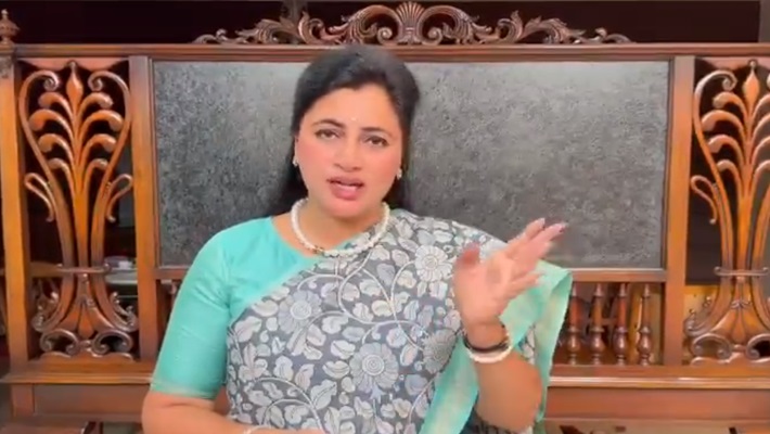 नवनीत राणा ने फिर असदुद्दीन ओवैसी को ललकारा, बोलीं- हर गली में घूम रहे ...