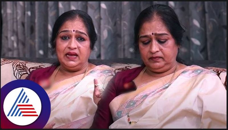 Kannada actress Meghana Raj mother Pramila Joshai ಮೇಘನಾ ಮುಂದೆ ಗಟ್ಟಿ ...