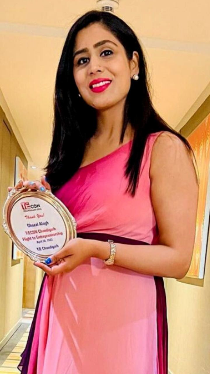 12,500 Cr की कंपनी की मालकिन गजल अलघ, पिता से मिला था पहला सबक, जानिए ...