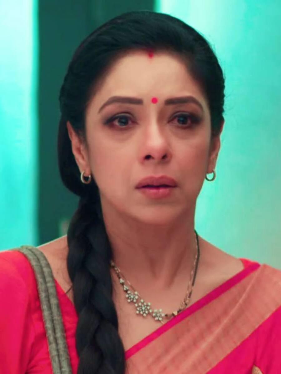 Anupama भयानक DRAMA: अनु से दुश्मनी निकालने इसको मोहरा बनाएगी आध्या ... Anupama भयानक DRAMA: अनु से दुश्मनी निकालने इसको मोहरा बनाएगी आध्या ...