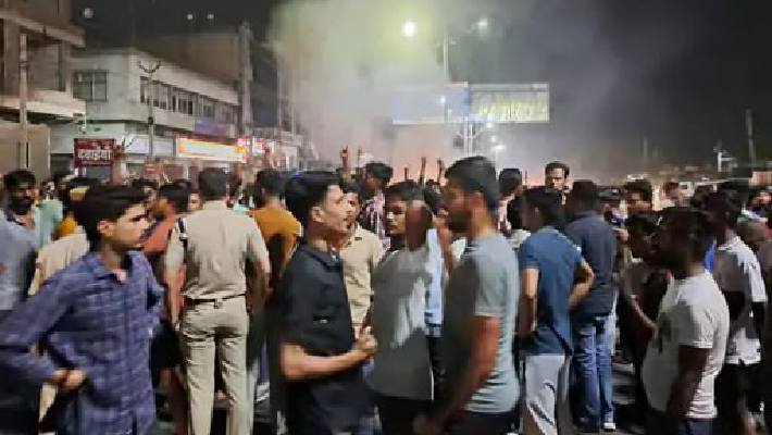 राजस्थान में गौवंश के कटे हुए सिर फेंकने से मचा बवाल, भारी पुलिस बल तैनात - heavy police ...