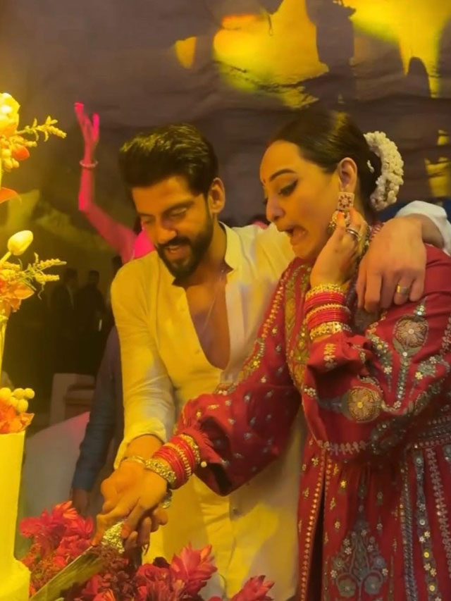 रिसेप्शन में केक काटते ही क्यों खुला रह गया जहीर इकबाल की बीवी का मुंह ...